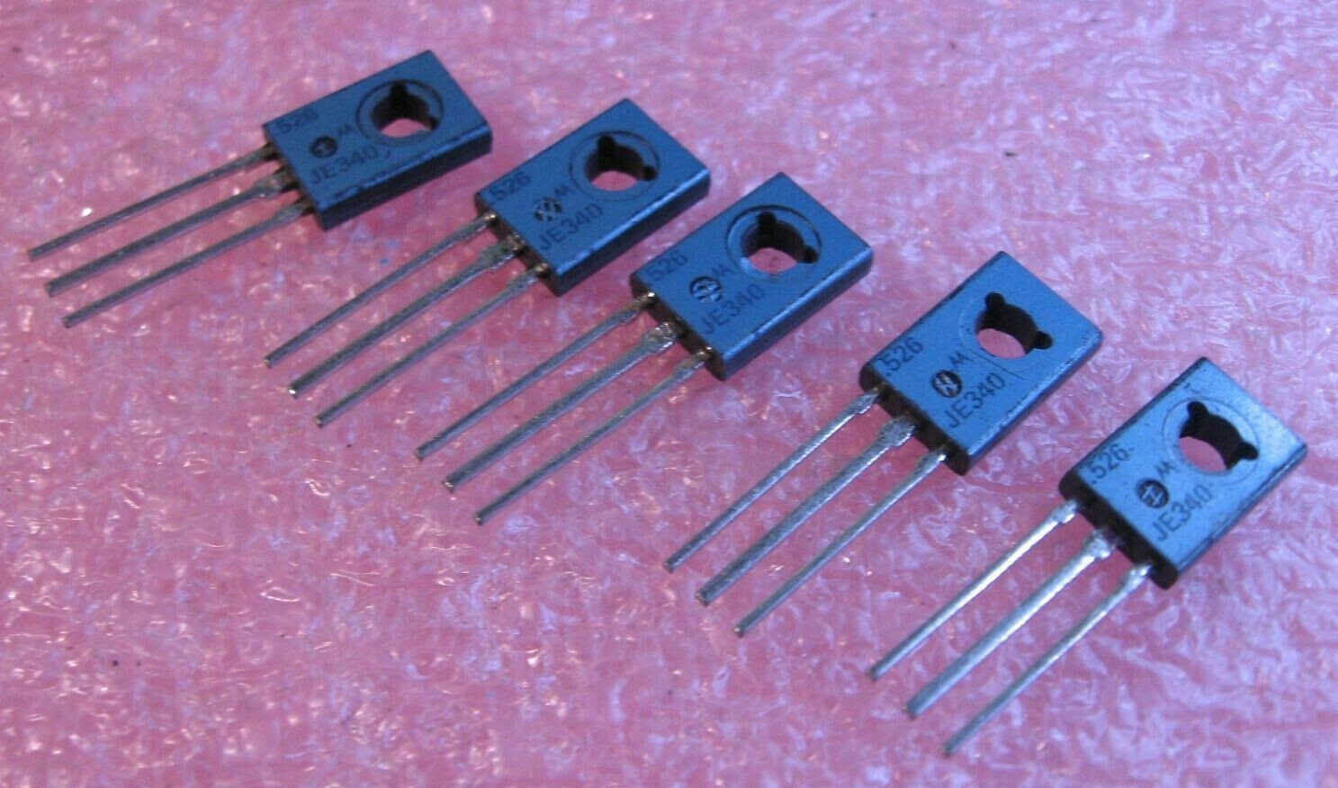 JE340 Motorola NPN Silicon Si Transistor .5A 300V Tinned Leads - NOS ...