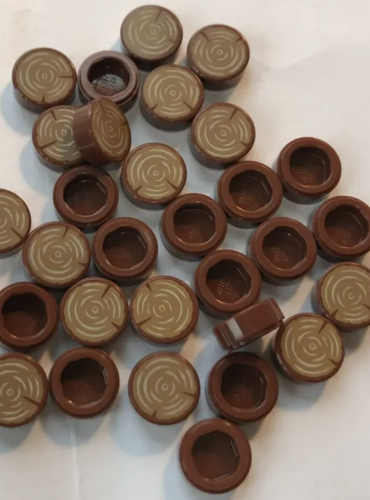 Lego 50 Pieces Bulk Reddish Brown 1x1 Round Tile With Tree Stump Log ...