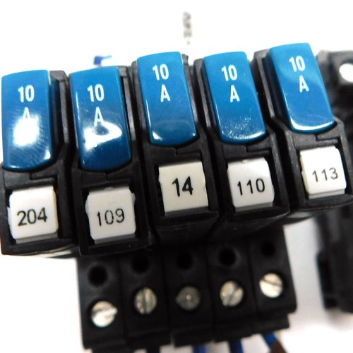 (Lot of 9) Phoenix Contact UK 6-FSI/C Flat Fuse Terminal Blocks (2)6A(2 ...