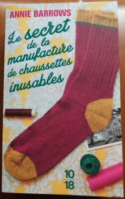 C1 Annie BARROWS Le SECRET DE LA MANUFACTURE DE CHAUSSETTES Poche PORT ...
