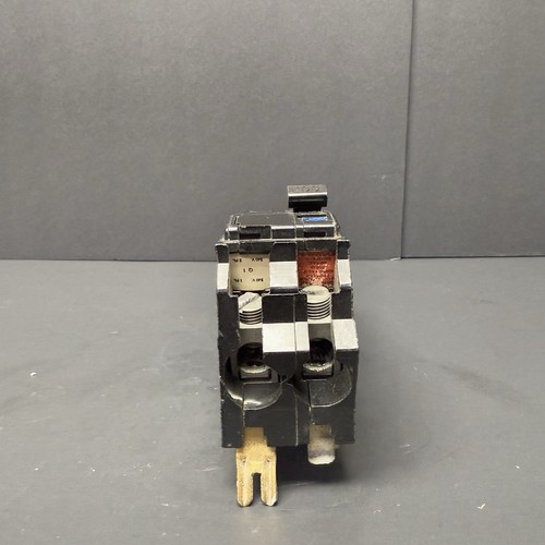 Q12100TF Square D 100 Amp 2 Pole Circuit Breaker Type Q1TF Top Feed | eBay