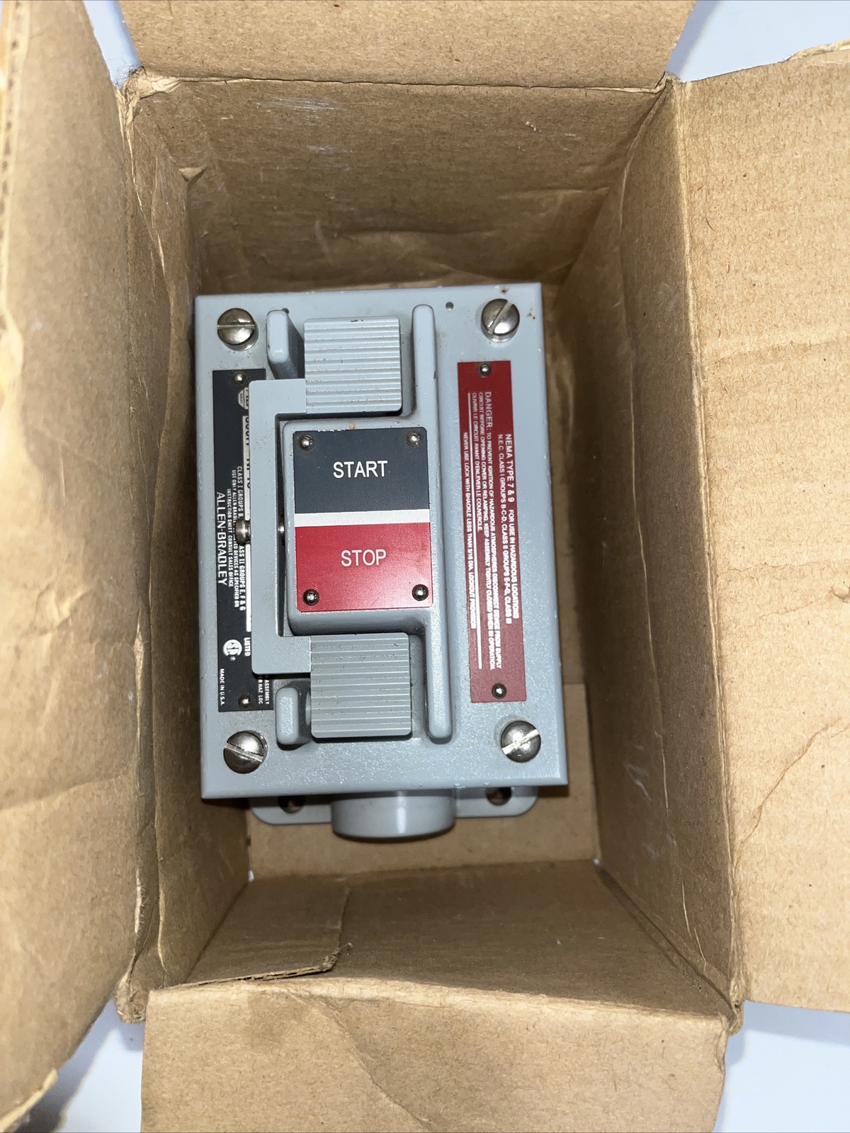 New Allen Bradley 800H-2HA7 Heavy Duty 800h-1HZX7 Body And 800H-NP15 ...