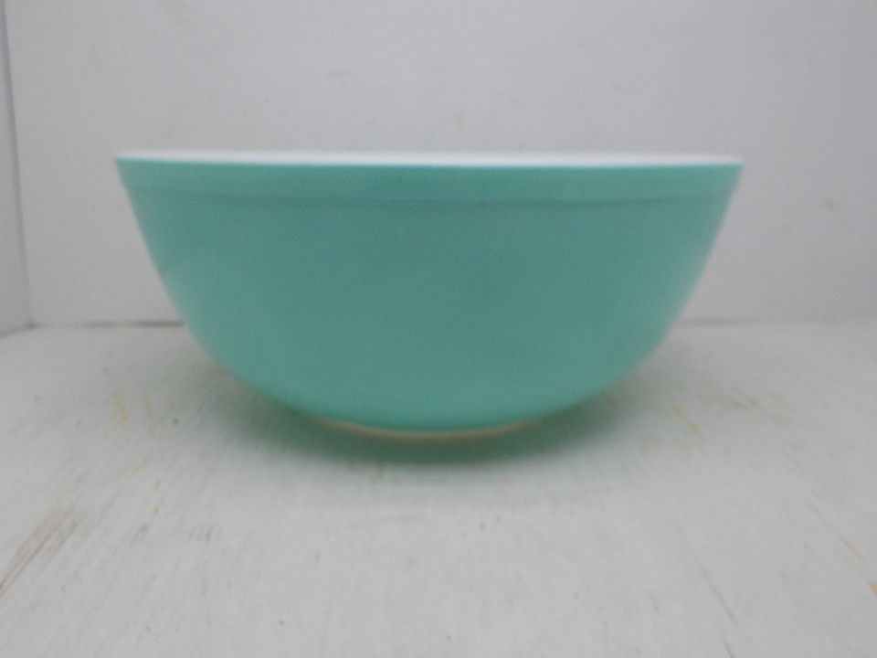 Vintage Pyrex 404 Large 10" Nesting Mixing Bowl TURQUOISE color 4 Qt ...