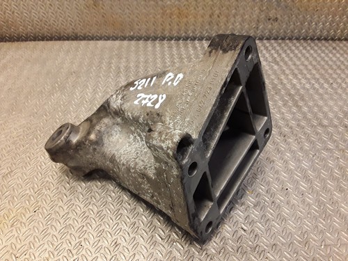 MERCEDES OM642 ENGINE MOUNT RIGHT for CLS E Class W211 W219 320 CDI ...