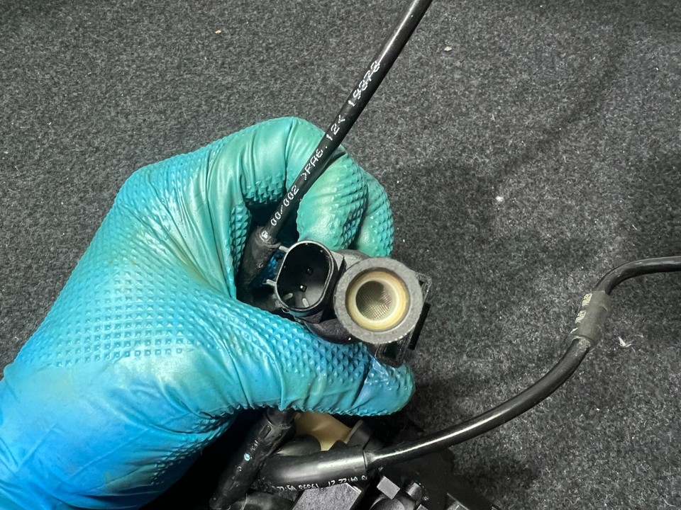 2012-24 Mercedes-Benz Switchover Valve OEM ORIGINAL | eBay