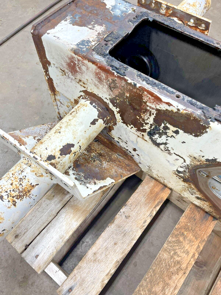 Bobcat 743 Skidsteer Loader Under Carriage Frame Chain Case | eBay