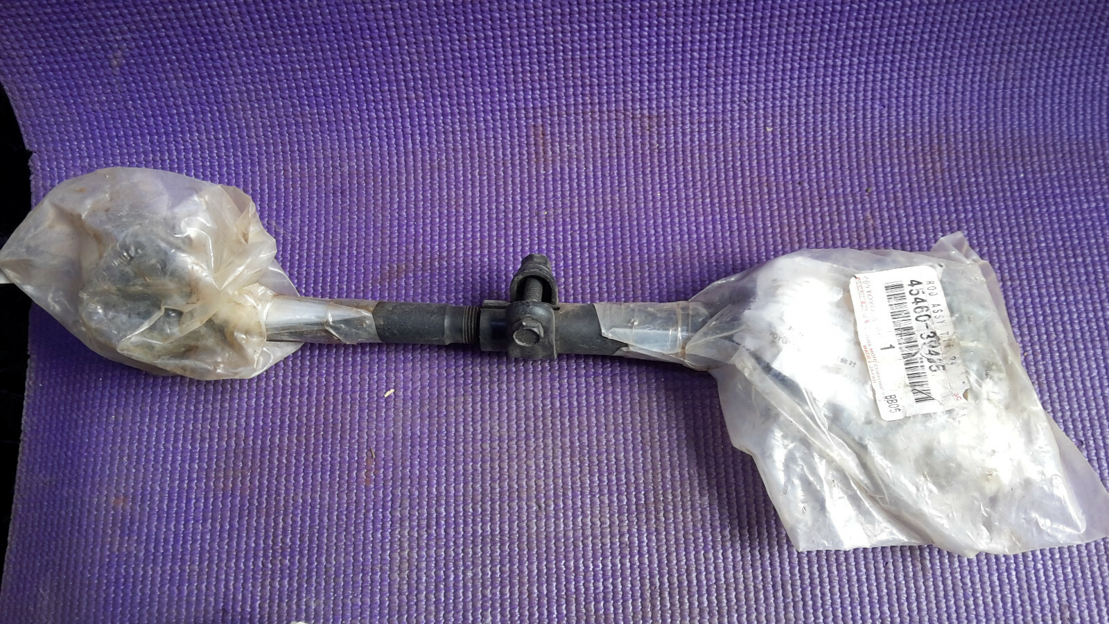 45460-39485 Genuine Toyota Tie Rod Assembly Right Hand | eBay