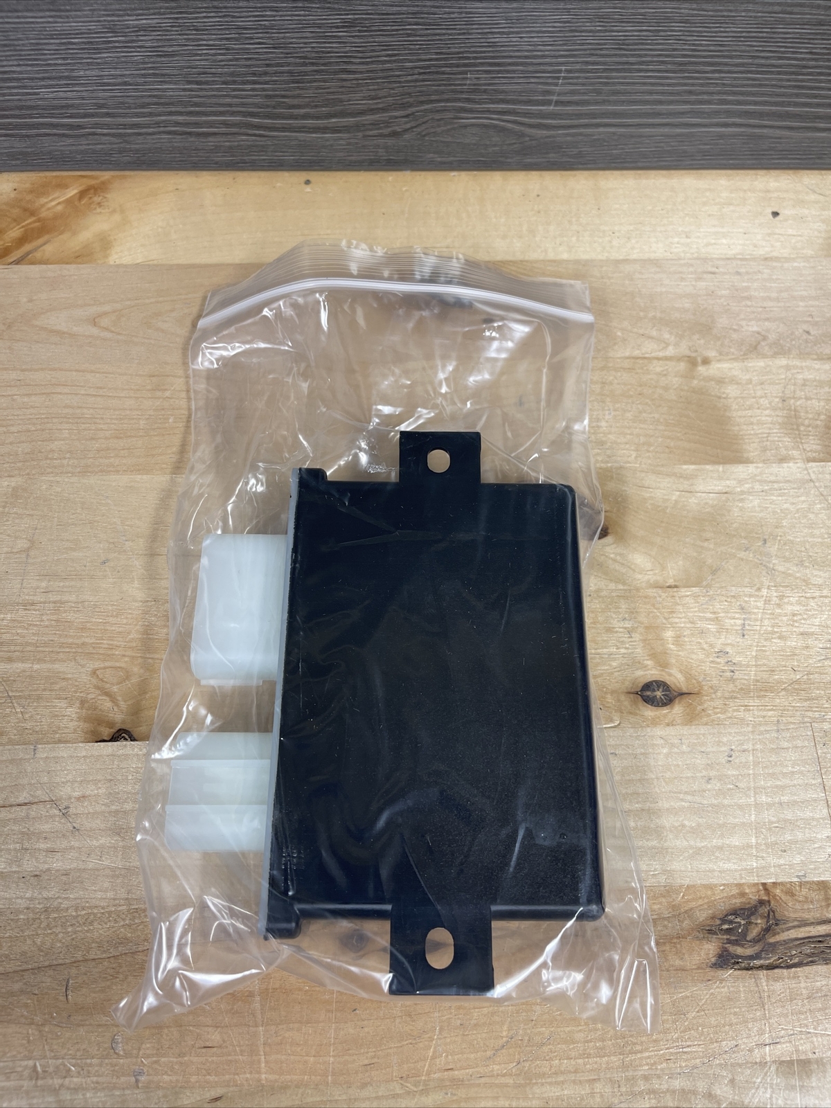 OEM GM 84631875 Reductant Control Module Fits 2017-2019 Silverado ...