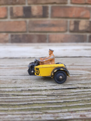 Vintage 1950's Dinky Toys "AA" Motorcycle Patrol Side Car & Driver ...