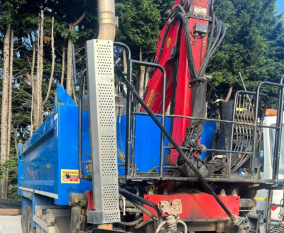 2012 DAF 8x4 tipper grab body subframe and tipping gear scania Volvo ...