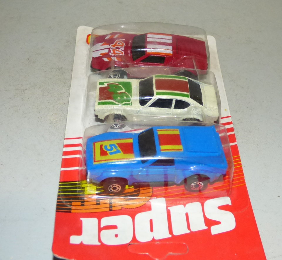 Matchbox Superfast Super GT 3 pack set Ford Capri white, Mustang , De ...