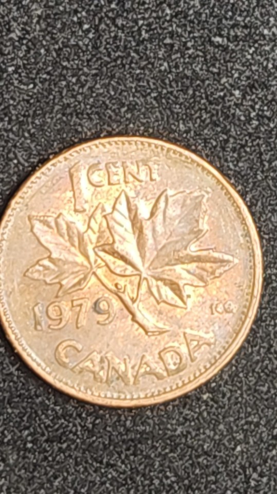 EXTREMELY RARE COIN 1979 DDO FOLDED EDGE UNCLEANED CANADIAN PENNY ...
