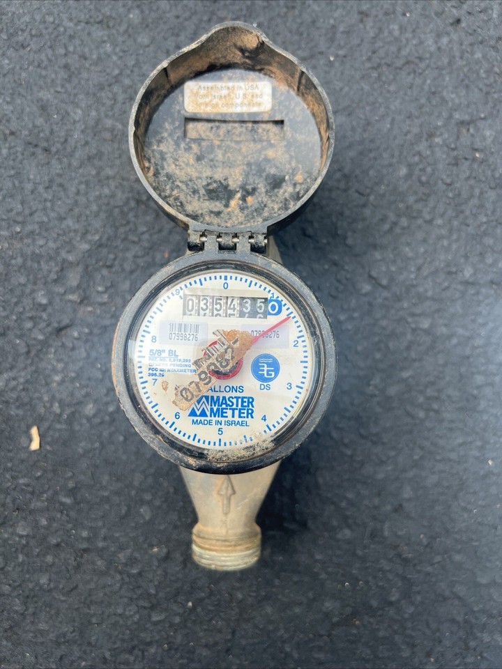 Lot Of Life Left NEPTUNE 5/8" BL05 Water Meter - NSF61 - 5/8 + Glass ...