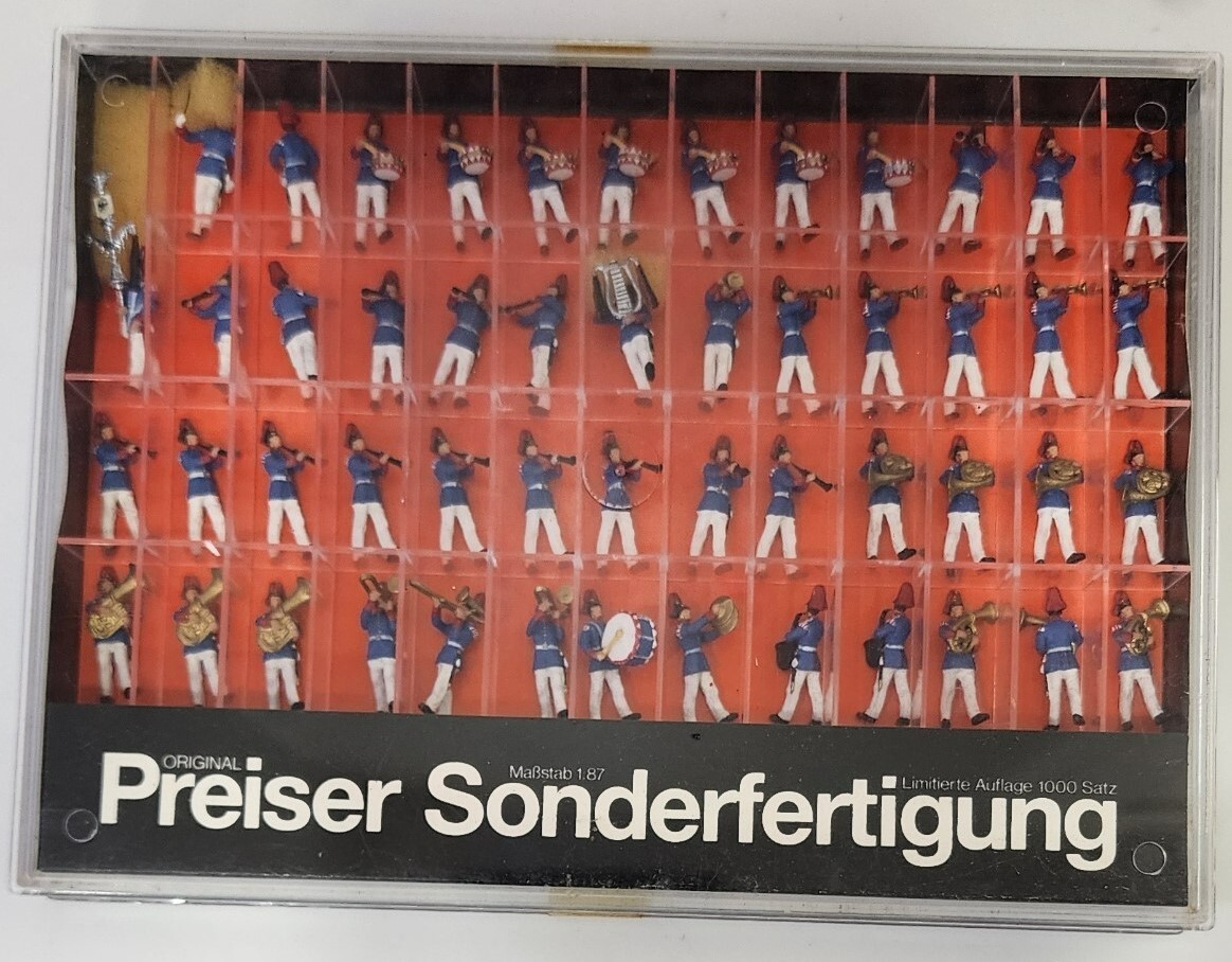 Preiser ho scale marching band with 51 hand painted members | eBay