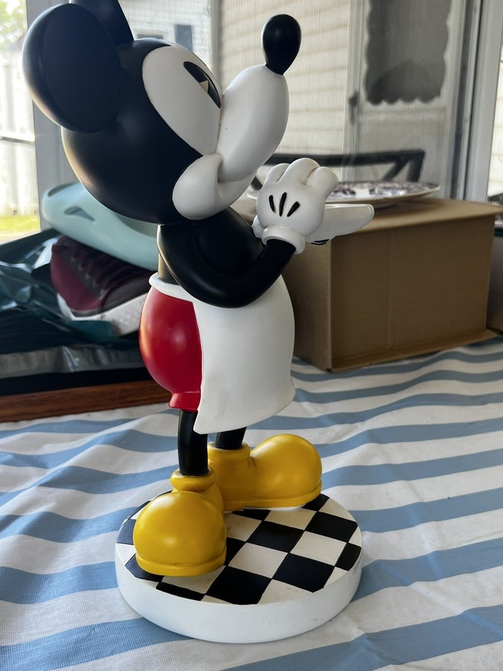 Disney Mickey Mouse Waiter Holding Plate Statue - Vintage - Rare | eBay
