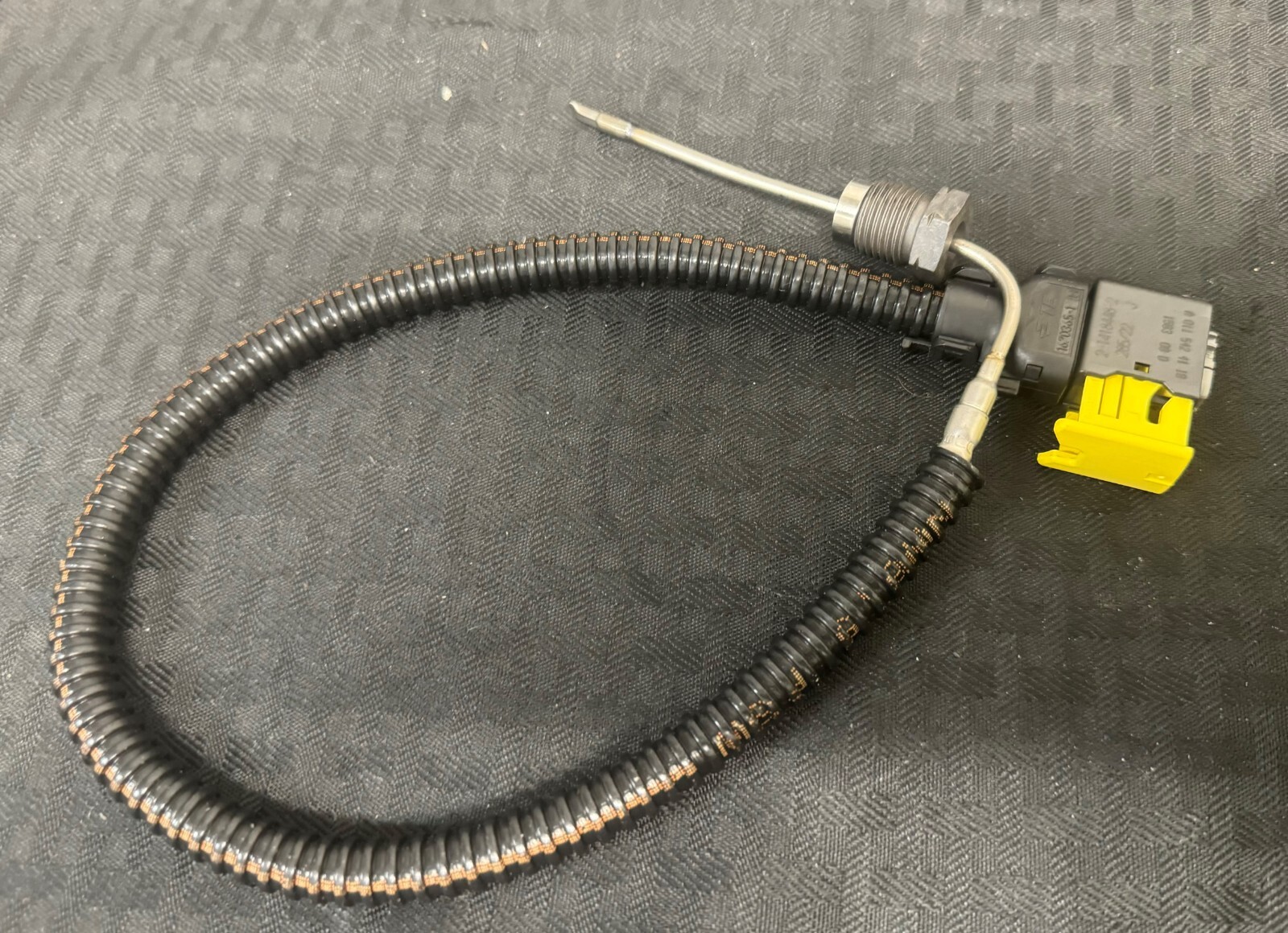 Detroit Diesel Temperature Sensor DDE-A0115424118, OEM Detroit Part ...