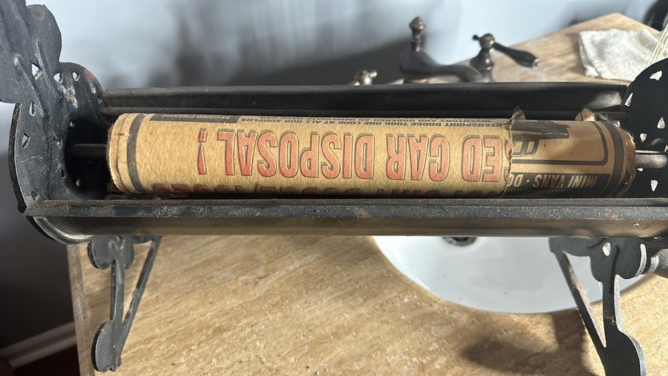 VINTAGE NEWSPAPER LOG ROLLER CAST IRON FIREPLACE TOOL FARMHOUSE GENERAL ...