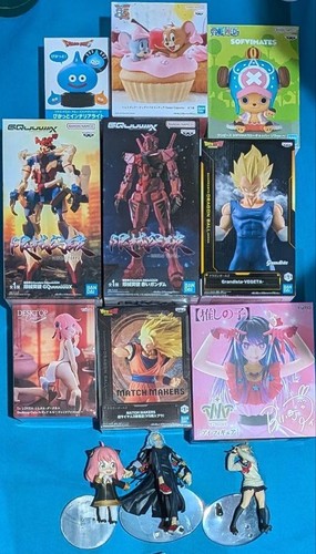 Set misto anime Oshi no Ko ONE PIECE Spy Family ecc. Lotto di 12 ...