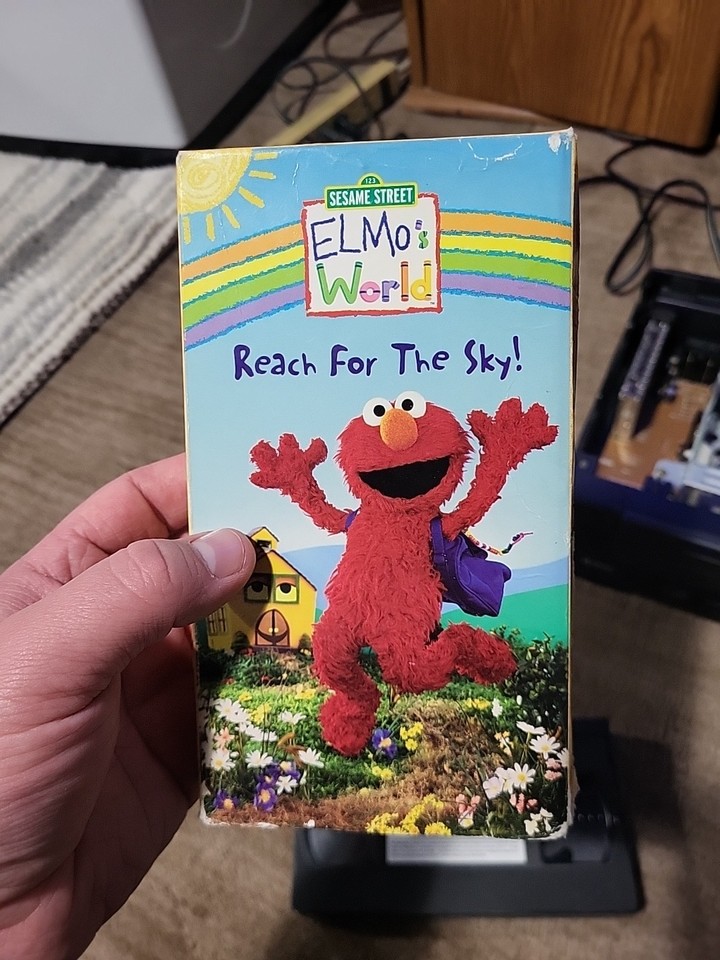 Elmo's World Reach For The Sky VHS Tape- Rare Late Release- Tested ...