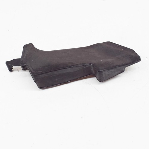 Land Rover Range Rover Sport L494 Front Right Fender Insulator LR116024 ...