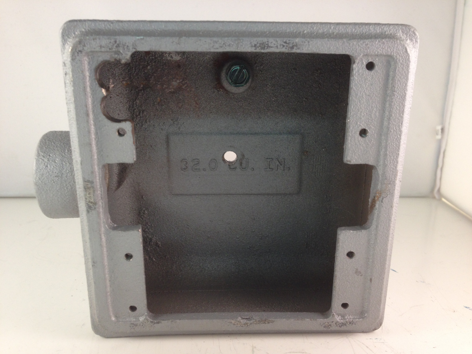 New Overstock Appleton Unilet Outlet Receptacle Box Type FSE 1 inch 32 ...