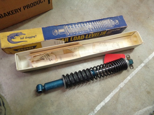 NORS Monroe Load Leveler Rear Shock Absorber 63 64 Chevy AC Tractor ...