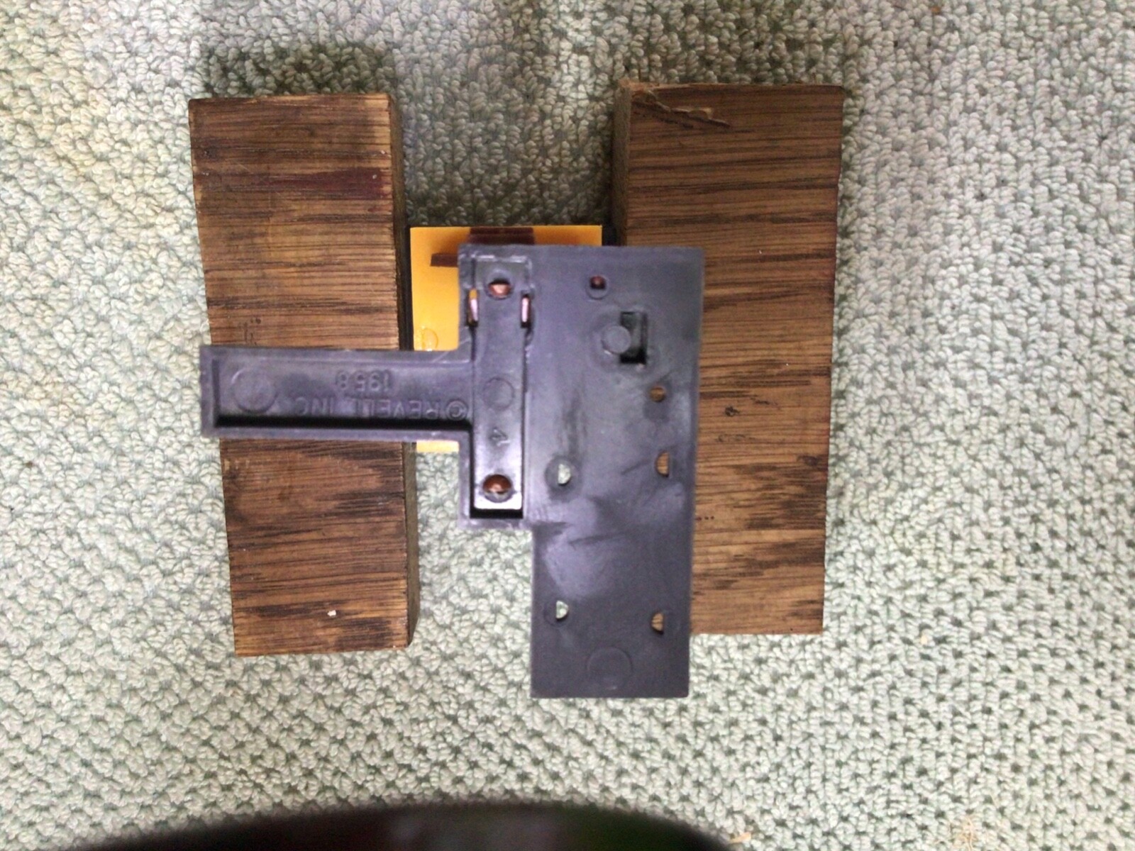 Revelle 1958 HO elevated switch tower building 740 & Marx Crossing ...