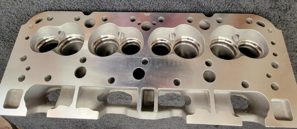 NOS RHS Aluminum 12052 SBC SB Chevy Bare head 64cc 180 Runner | eBay