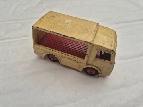 VINTAGE 1950S DINKY TOYS 30V NCB ELECTRIC EXPRESS DAIRY MILK FLOAT VAN ...