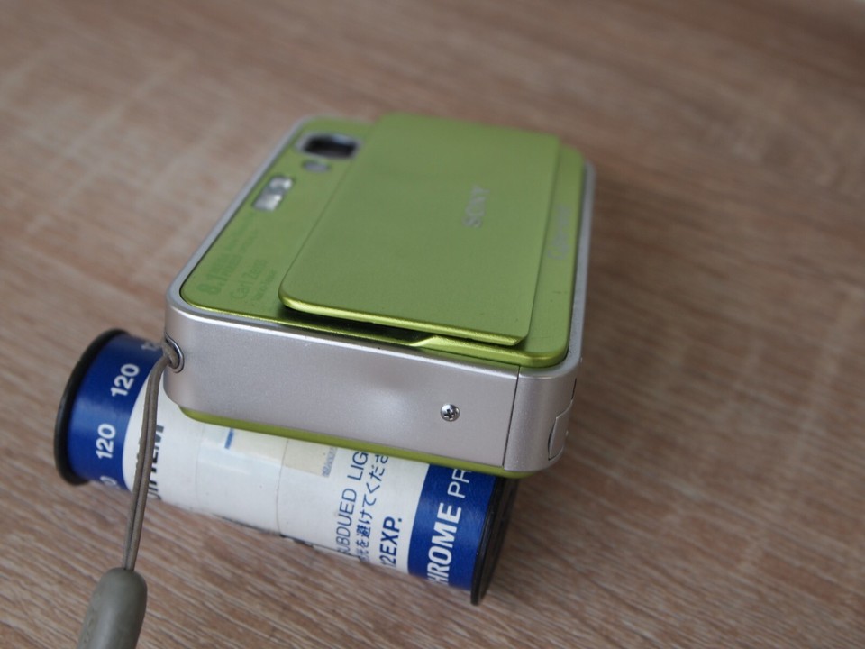 SONY Cyber Shot DSC-T2 8.1MP Digital Camera Green, US DUTIES INCLUDED ...