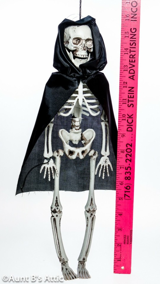 Skeleton Prop 15" Tall Plastic Hanging Skeleton W/ Hooded Cape ...