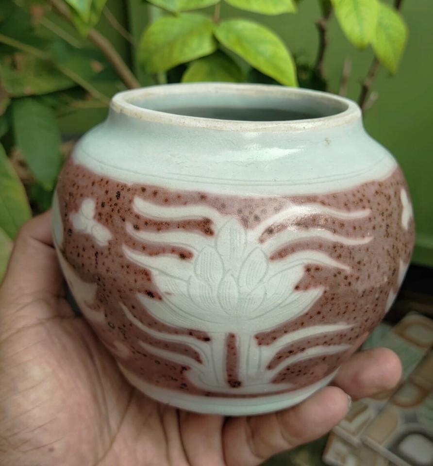 Chinese Annamese Thai porcelain | Estimated Yuan | Small Red Jar | eBay