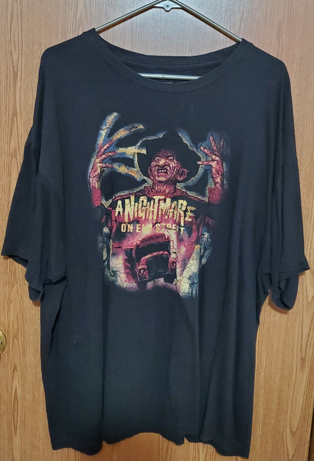 A Nightmare On Elm Street T-shirt 3XL but Fits Smaller FEA Merchandise ...