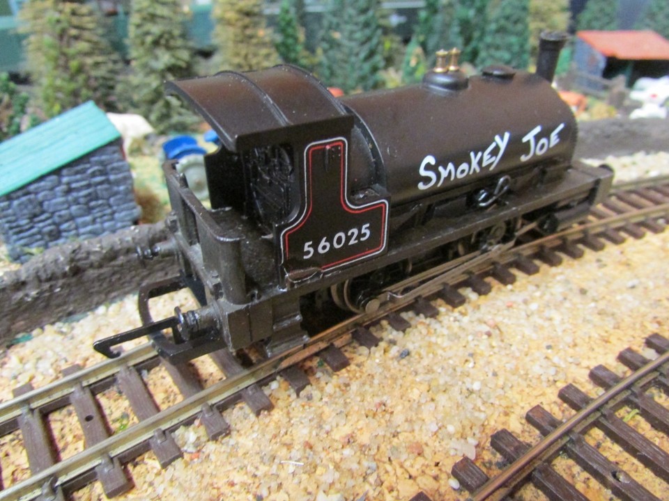 Hornby - "Smokey Joe" - oo gauge - 0-4-0 - steam loco. No.56025 in ...