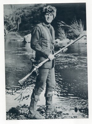 Vintage Fess Parker Daniel Boone holding Rifle 5x7 Photo signed | eBay