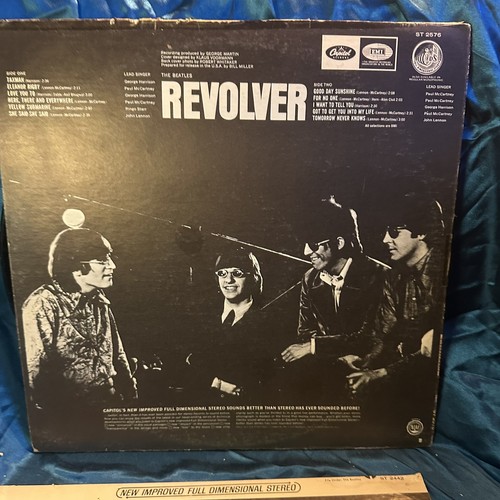 LOT of 2 Vintage THE BEATLES Vinyl Records! - Rubber Soul & Revolver VG ...