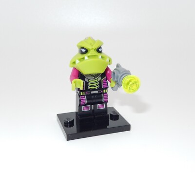 LEGO Minifigure #AC003 | #7049 | #7051 | #7066 | ALIEN TROOPER | Alien ...