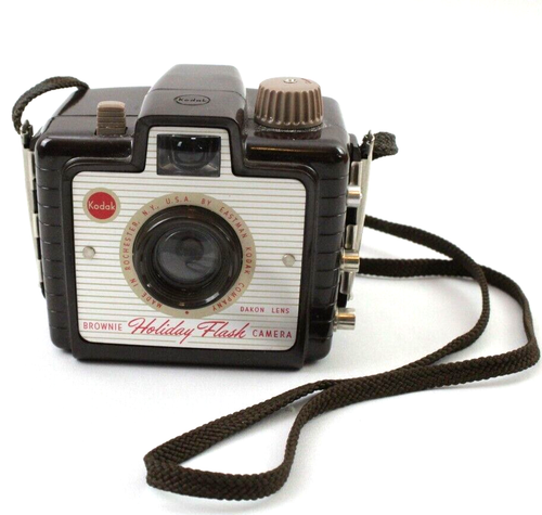 Camera Kodak Brownie Holiday Flash Outfit No. 183M in Original Box | eBay