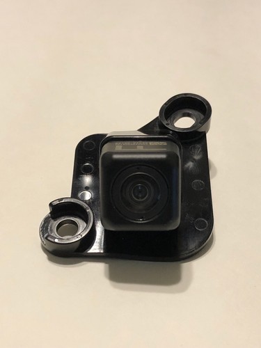 Toyota Tacoma (2017-2021) OEM Replacement Backup Camera OE Part # 86790 ...