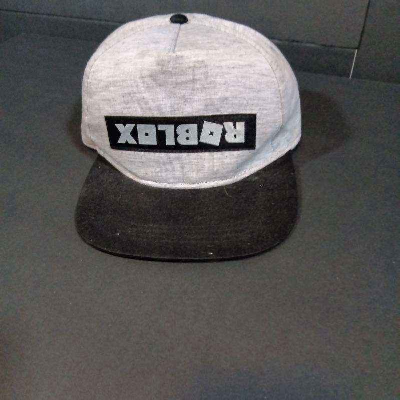 ROBLOX Snap Back Baseball Cap Youth Adjustable Gray &… - Gem