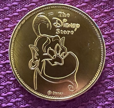 Disney Store Aladdin gold color Medallion Coin Token Vintage 1992 | eBay