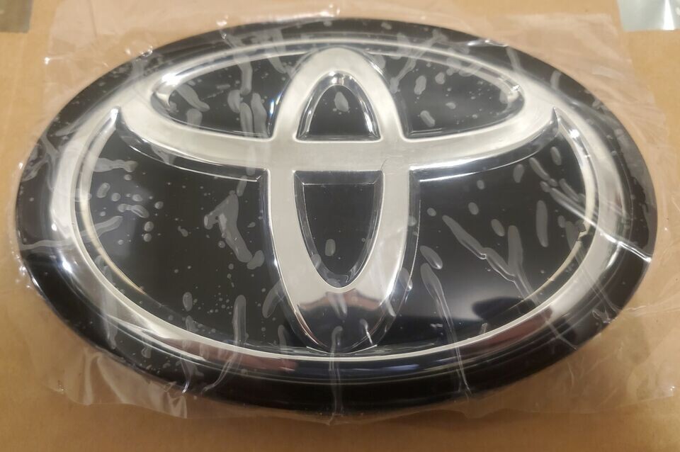 90975-02160 Toyota Sienna Front Grille Emblem Logo Radar 2021, 2022 ...