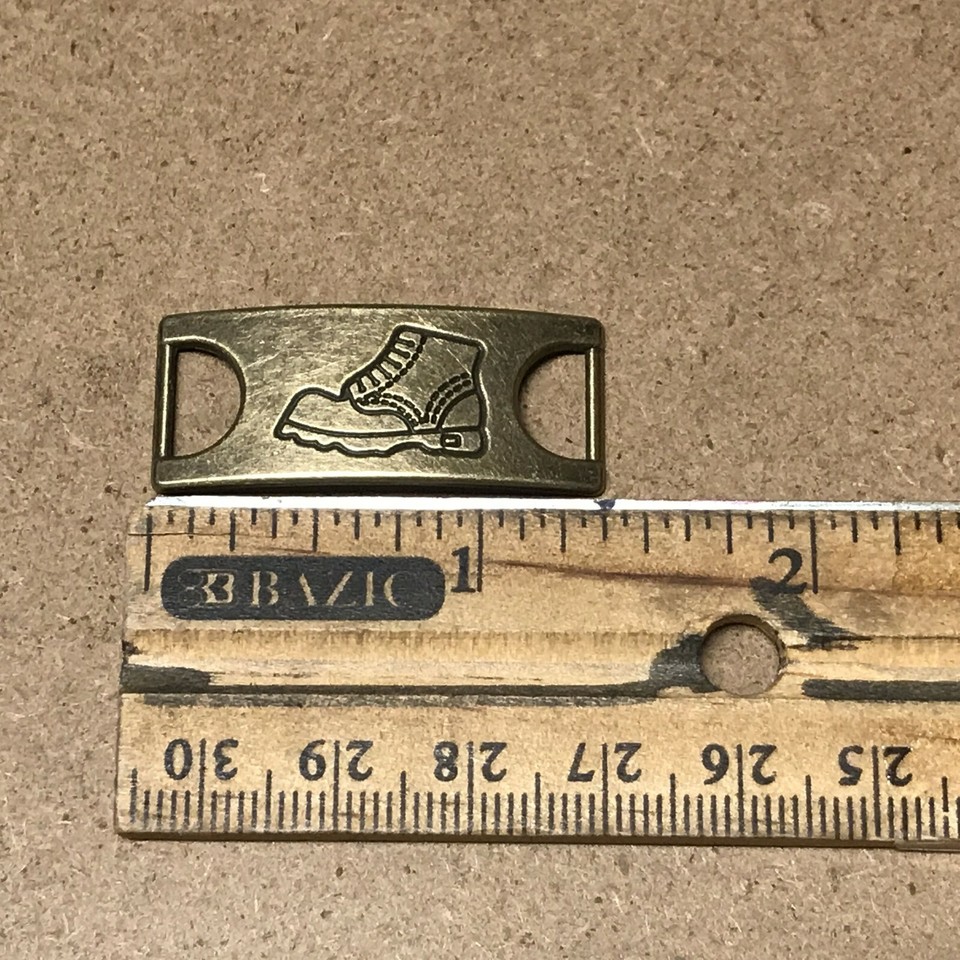 2 PCS Replacement Metal Shoe laces Tag Buckles Boot Laces Keeper Holder ...