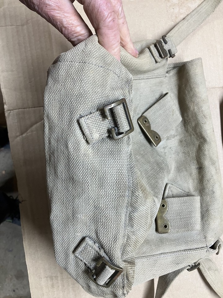 WW2 British army M. E. Co. infantry haversack 101st. airborne soldier ...