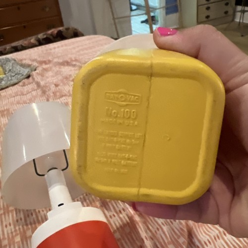 Vintage 1975 RayOvac No.100/yellow Battery Table Light Emergency ...