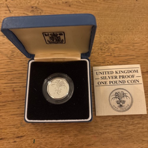 1985 United Kingdom Welsh Design Silver Proof Boxed One Pound Coin with ...