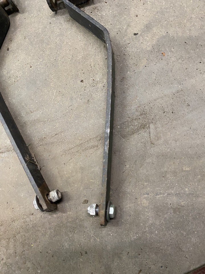 John Deere 112 110 Tractor 39" Mowing Deck Draft Arms | eBay