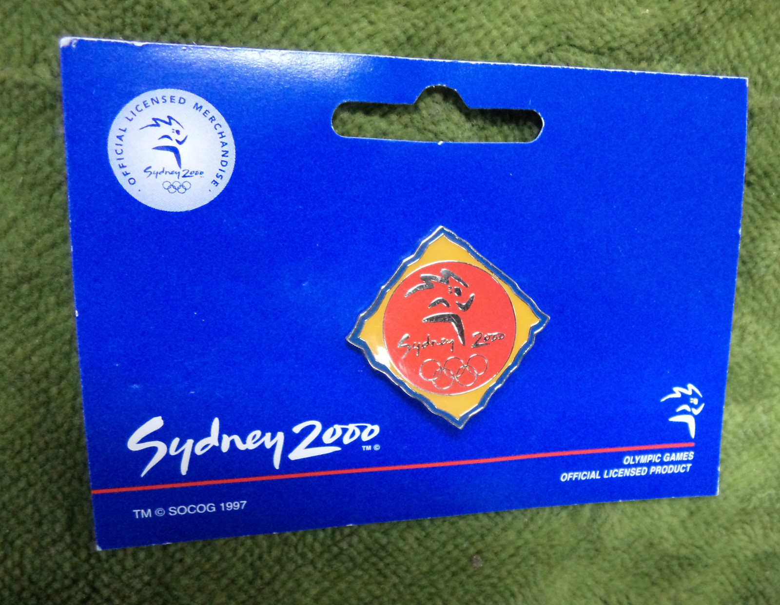 #P138. SYDNEY 2000 OLYMPIC PIN - RED CENTRE | eBay Australia