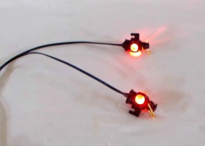 2 DIFFUSED SLOW FLASHING RED LED LIGHTS 9V DC BATTERY FOR LGB LANTERNS ...