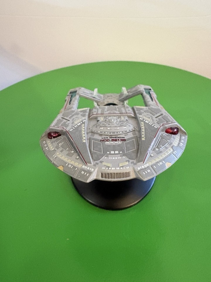 2015 Eaglemoss Star Trek Steamrunner Class U.S.S. Appalachia Model W ...